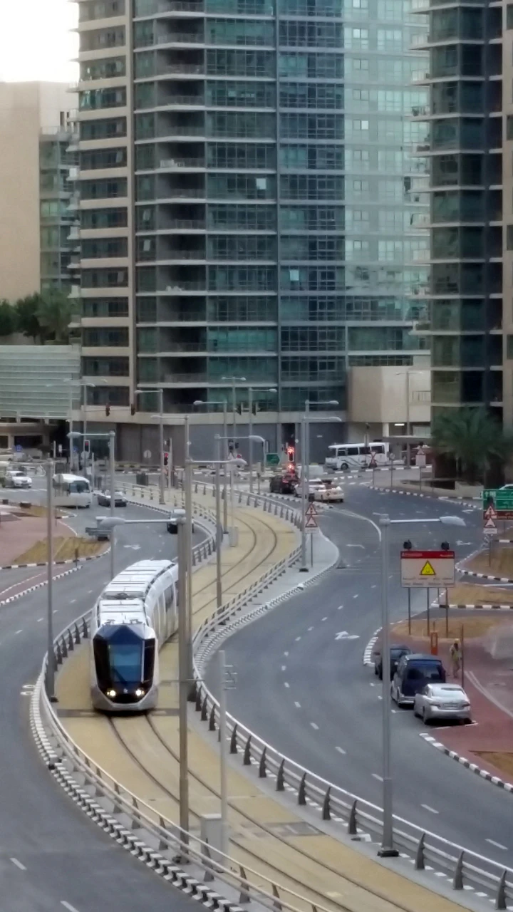 Dubai RTA Tramway | Mass Transit