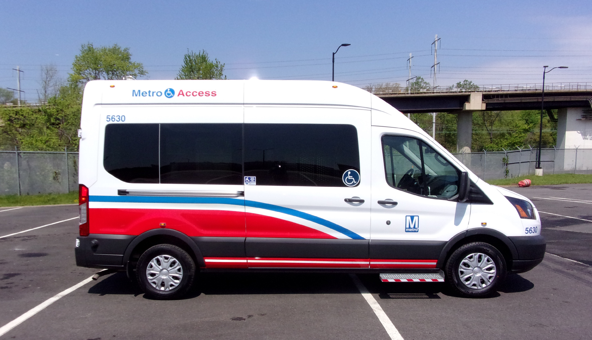 DC: MetroAccess Adding More Than 200 New Paratransit Vans to Fleet ...