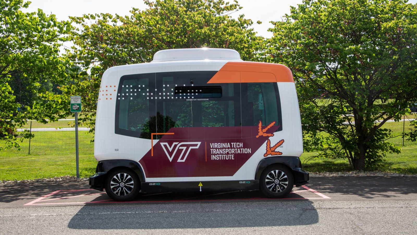 Low-speed ahead: Meet VTTI’s automated shuttle | Mass Transit