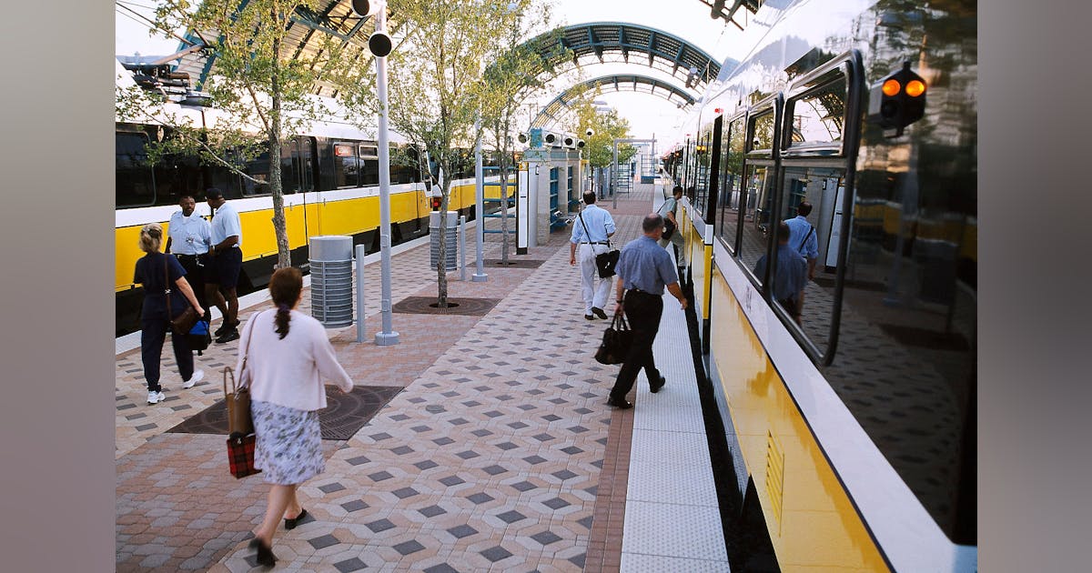 CM/GC helps DART implement platform extension efficiently | Mass Transit CM/GC helps DART implement platform extension efficiently | Mass Transit