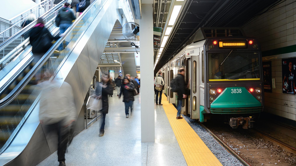 MBTA forges ahead despite financial crisis due to the pandemic | Mass ...
