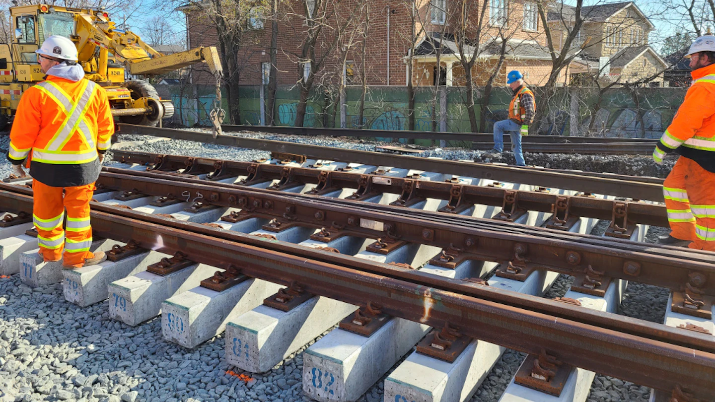 Metrolinx continues major track upgrades into 2021 on Canada’s busiest ...