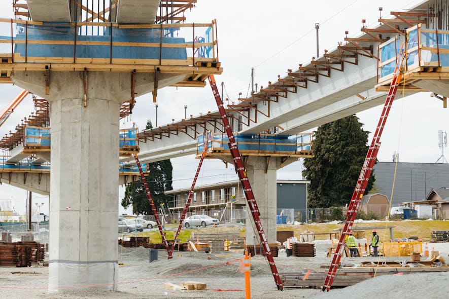 Construction of Sound Transit’s Federal Way Link Extension’s first ...
