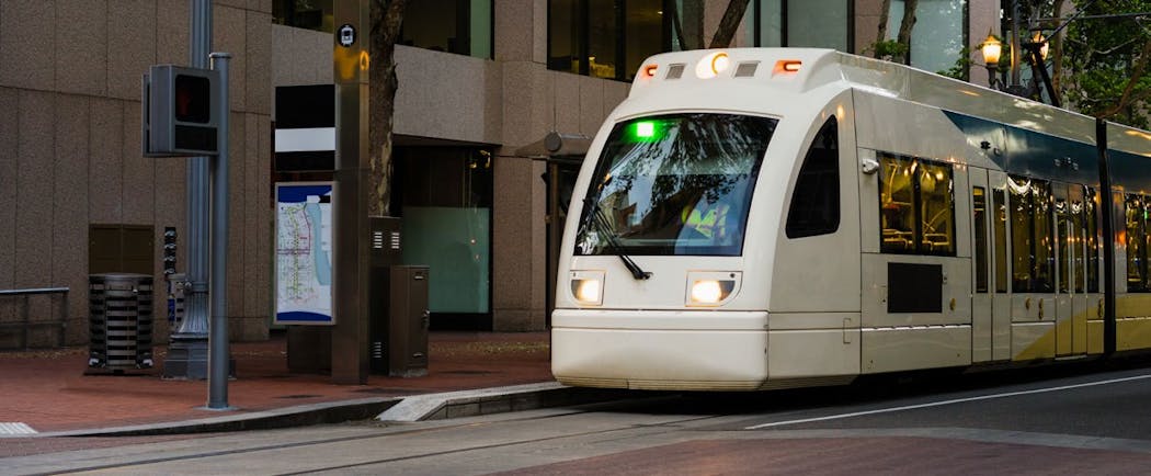 CASE STUDY: Arcadis Hurontario Light Rail Project Design: "Global ...