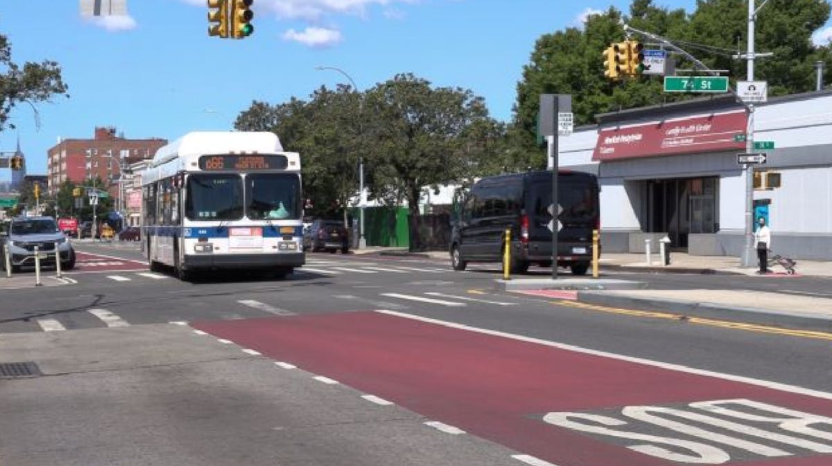 NYC DOT completes bus priority project along Northern Boulevard in ...