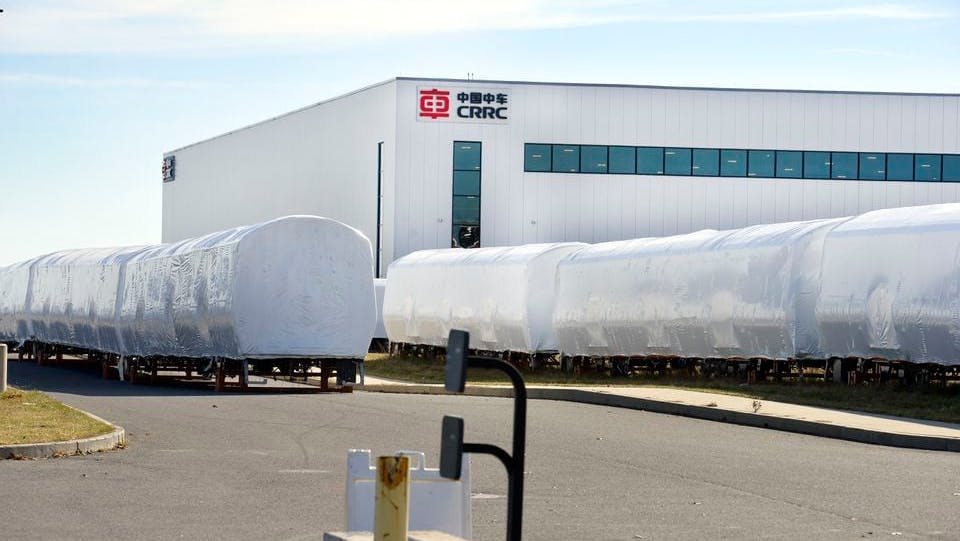 Caltrain’s first complete electric multiple unit trainset assembled ...